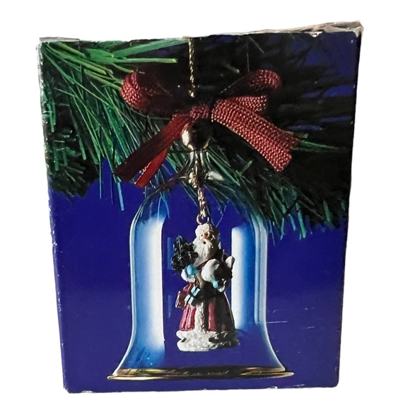 Giftco Inc. | Holiday | Vintage Giftco Inc Crystal Bell Ornament With ...